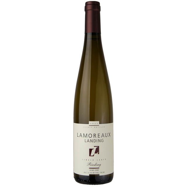 Lamoreaux Landing Semi-Dry Riesling / 750 ml - Marketview Liquor